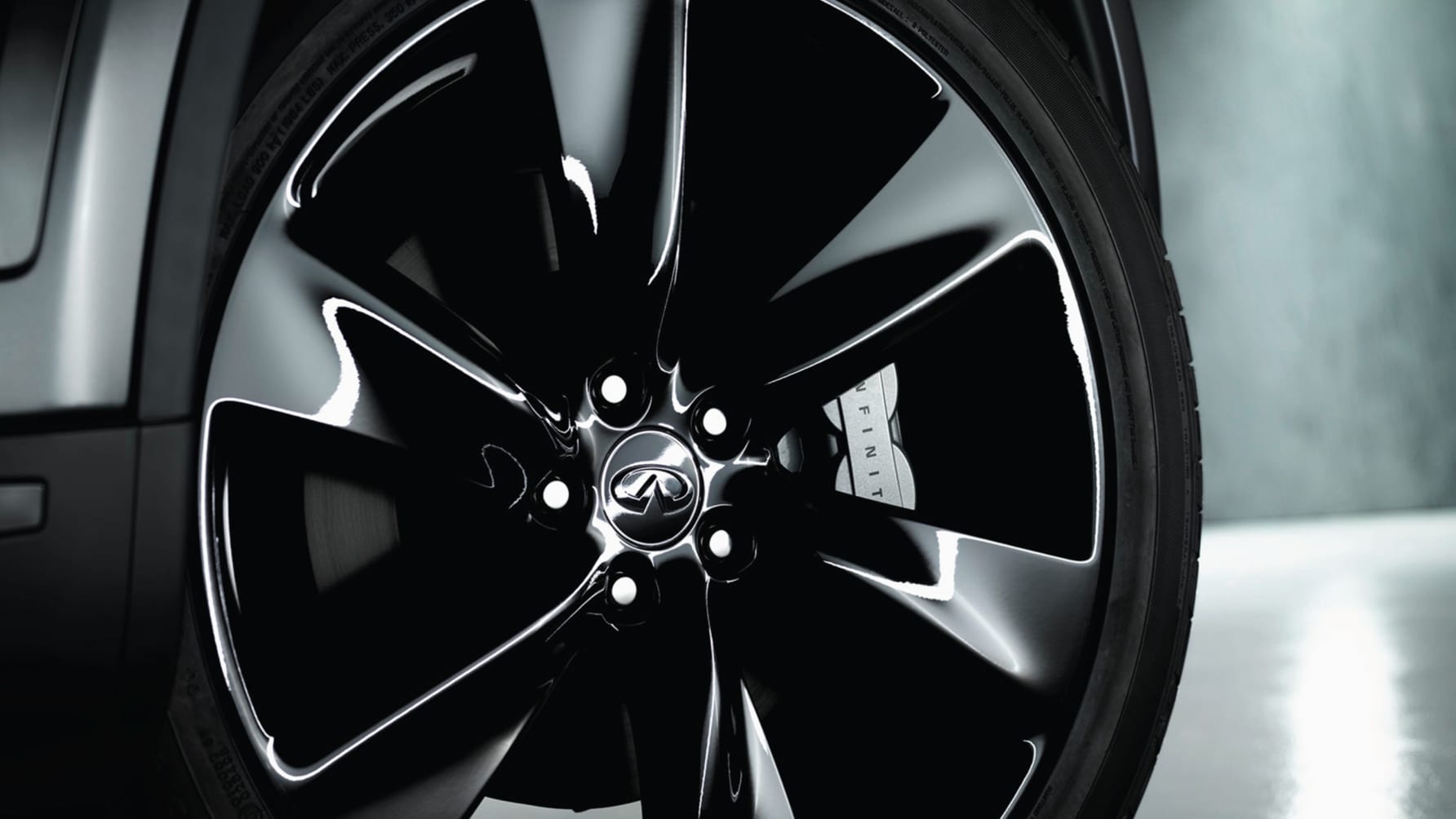 Infiniti QX70 Review 2026 | Top Gear