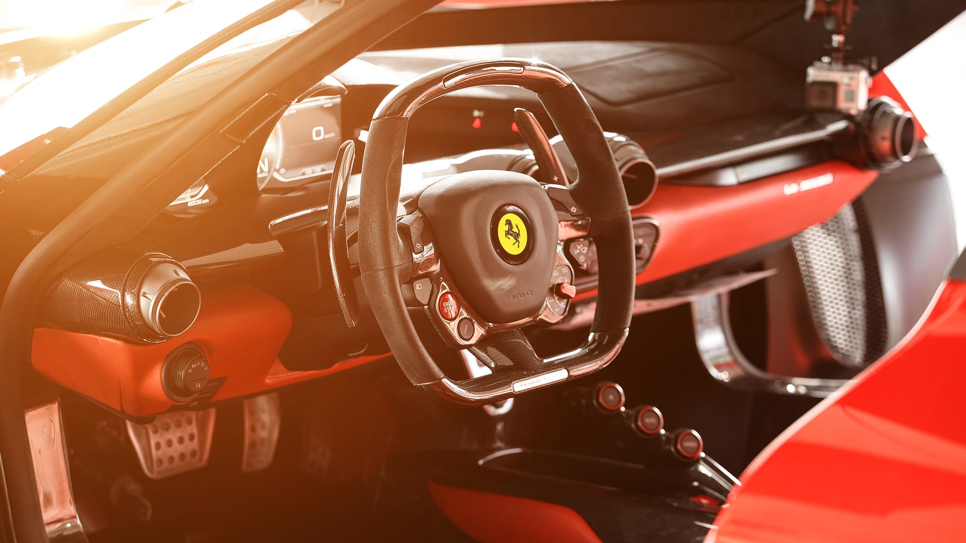 Ferrari LaFerrari Interior Layout & Technology | Top Gear