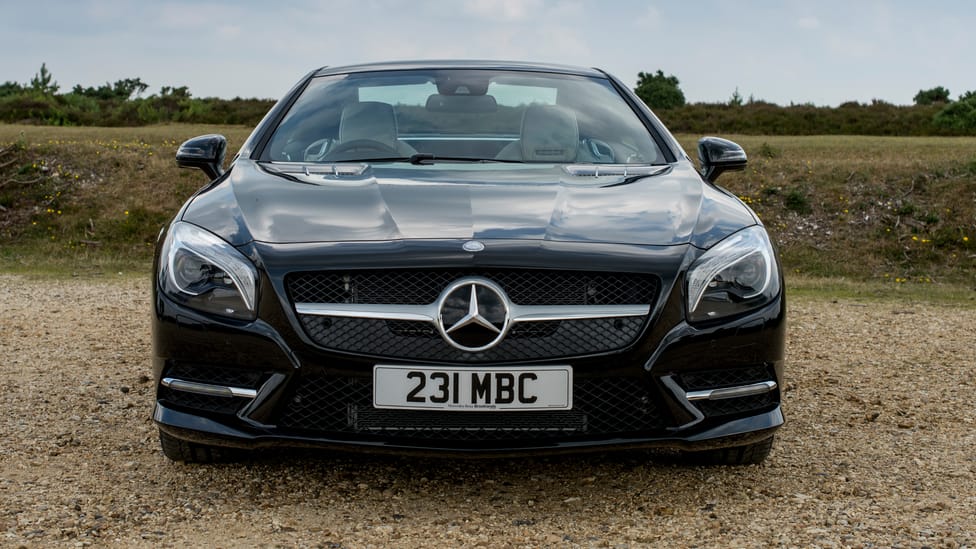 Mercedes-Benz SL-Class Interior Layout & Technology | Top Gear