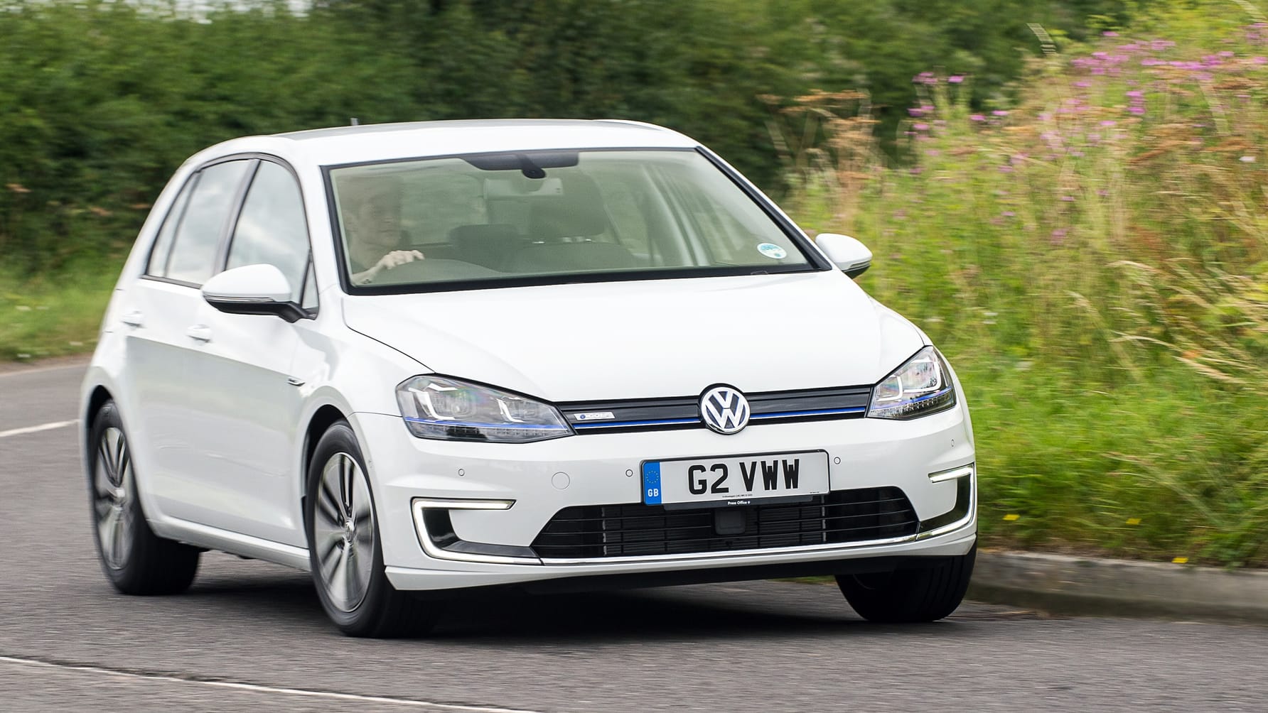 Volkswagen e-Golf Review 2025 | Top Gear