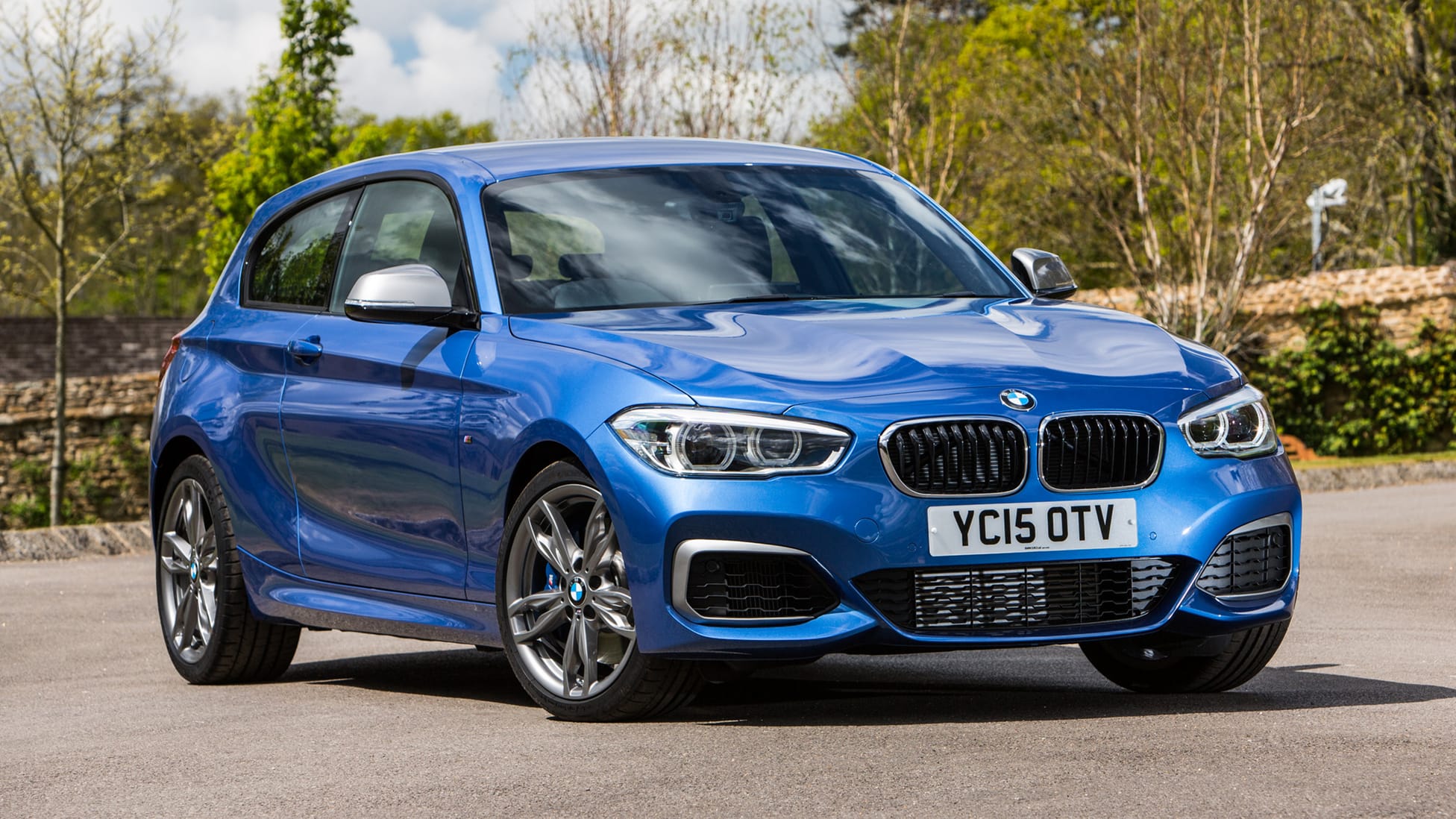 BMW M135i (2012-2019) Driving, Engines & Performance | Top Gear