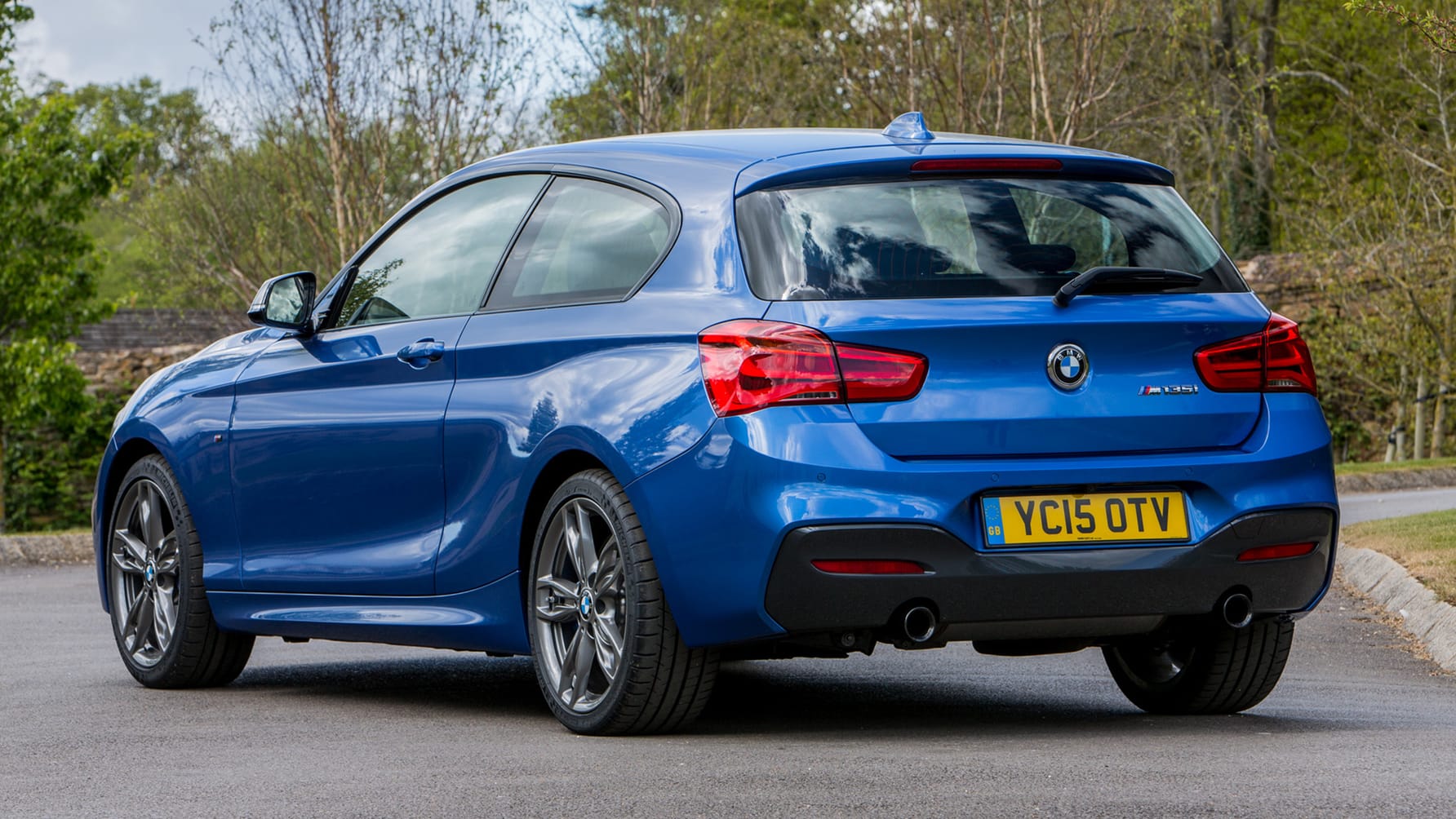 BMW M135i (2012-2019) Driving, Engines & Performance | Top Gear