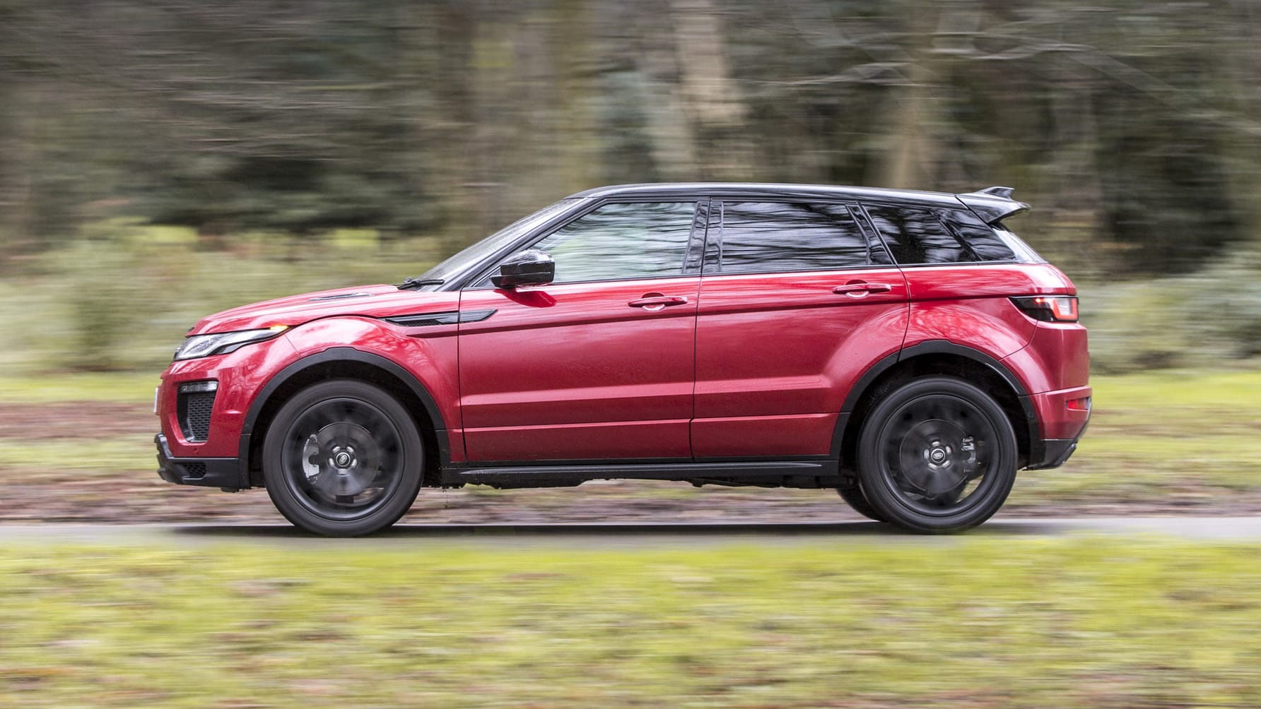Land Rover Range Rover Evoque Driving, Engines & Performance | Top Gear
