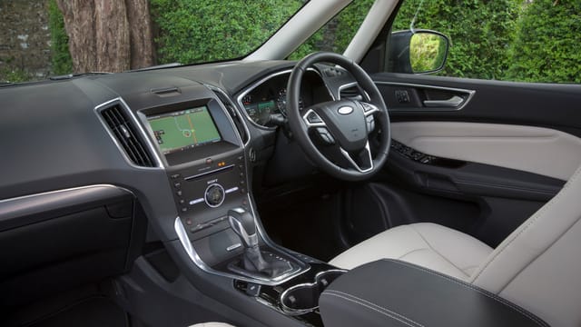 Ford Galaxy Interior Layout & Technology | Top Gear