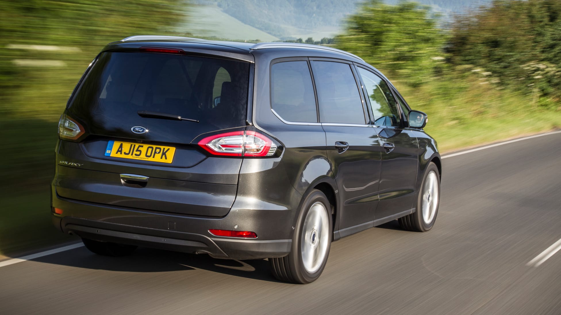 Ford Galaxy Interior Layout & Technology | Top Gear