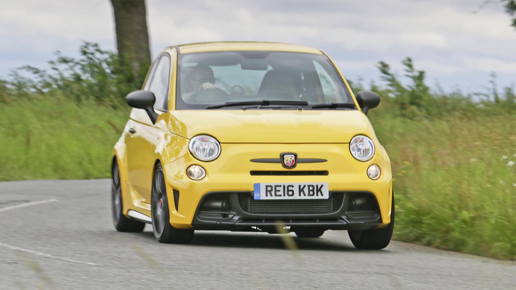 Abarth 500 Driving, Engines & Performance | Top Gear
