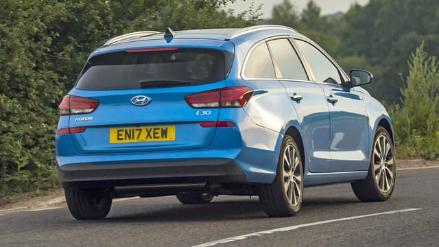 Hyundai i30 Tourer Review 2026 | Top Gear