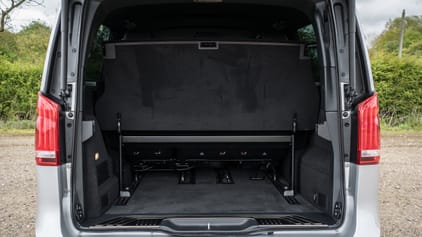 Mercedes-Benz V-Class Interior Layout & Technology | Top Gear