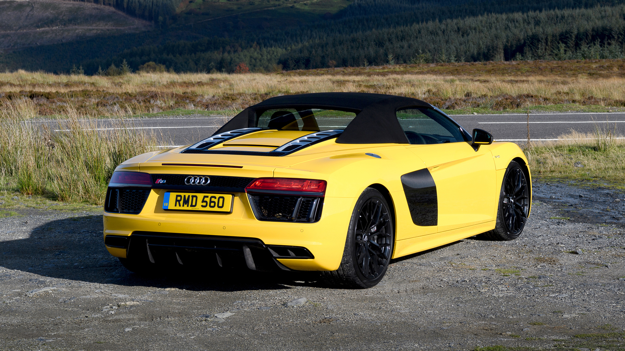 2017 Audi R8 Spyder Review | Top Gear