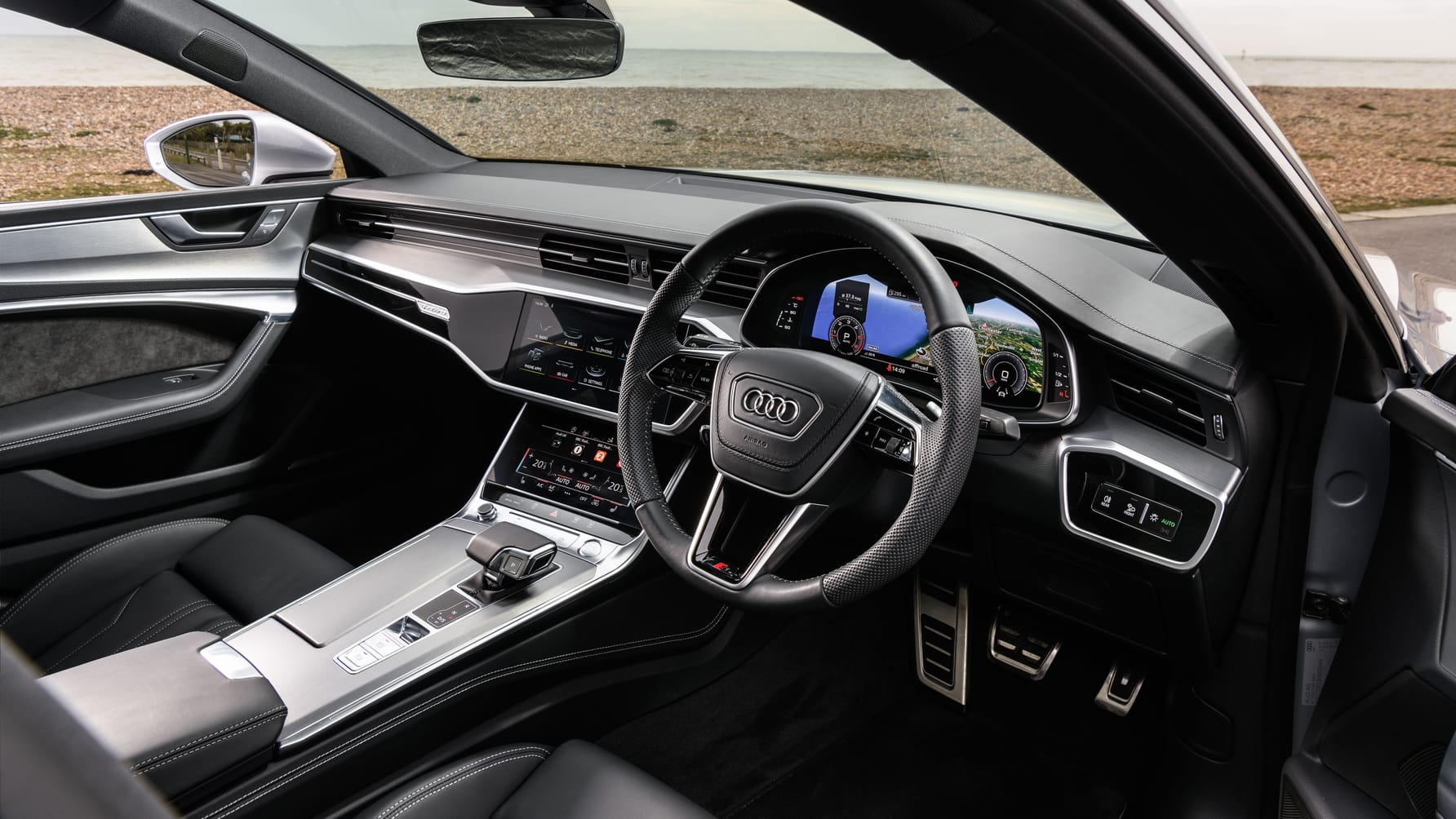 Audi A7 Interior Layout & Technology | Top Gear