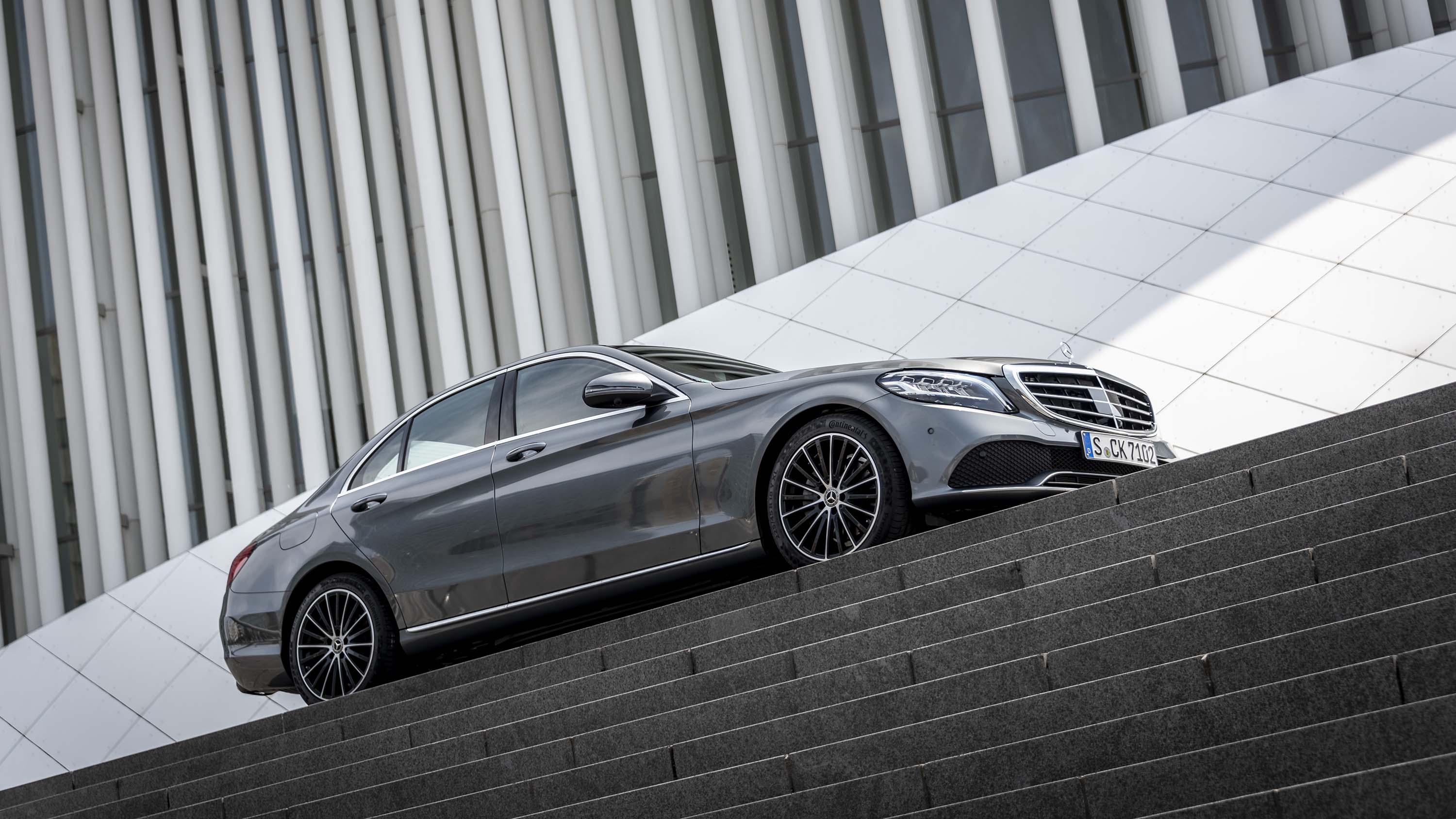 2018 Mercedes-Benz C-Class Review | Top Gear