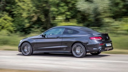 Mercedes-Benz C-Class Coupe Driving, Engines & Performance | Top Gear