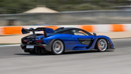 McLaren Senna Interior Layout & Technology | Top Gear