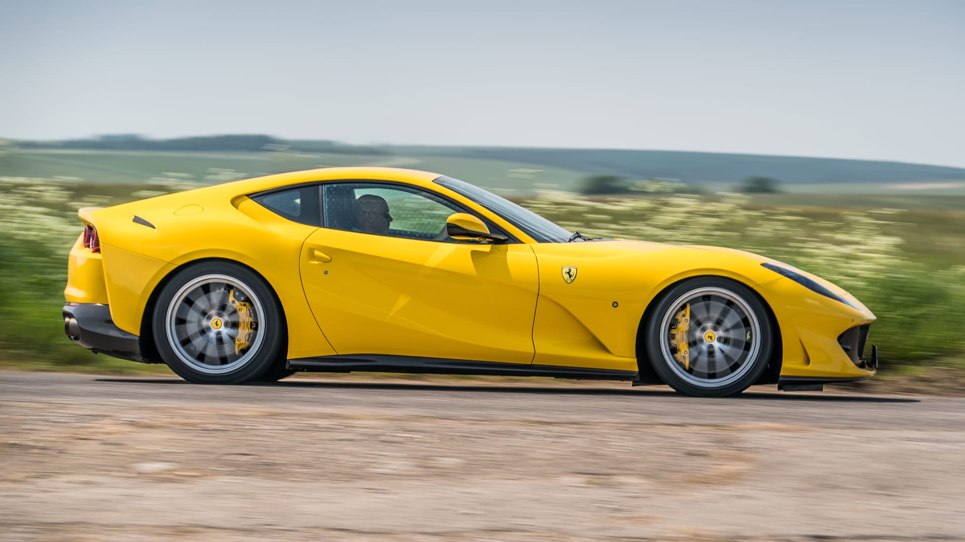 Ferrari 812 Superfast Interior Layout & Technology | Top Gear