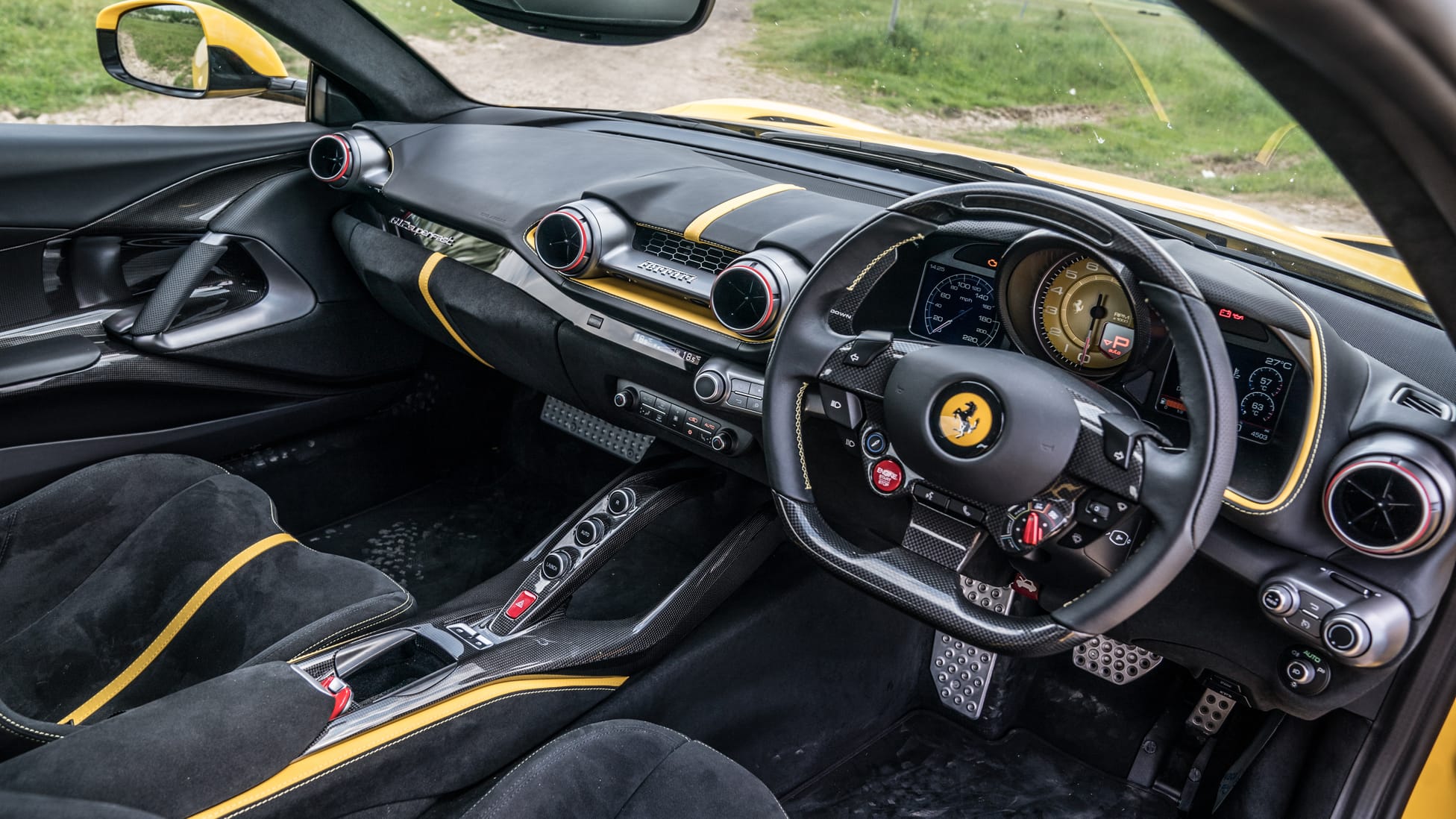 Ferrari 812 Superfast Interior Layout & Technology | Top Gear