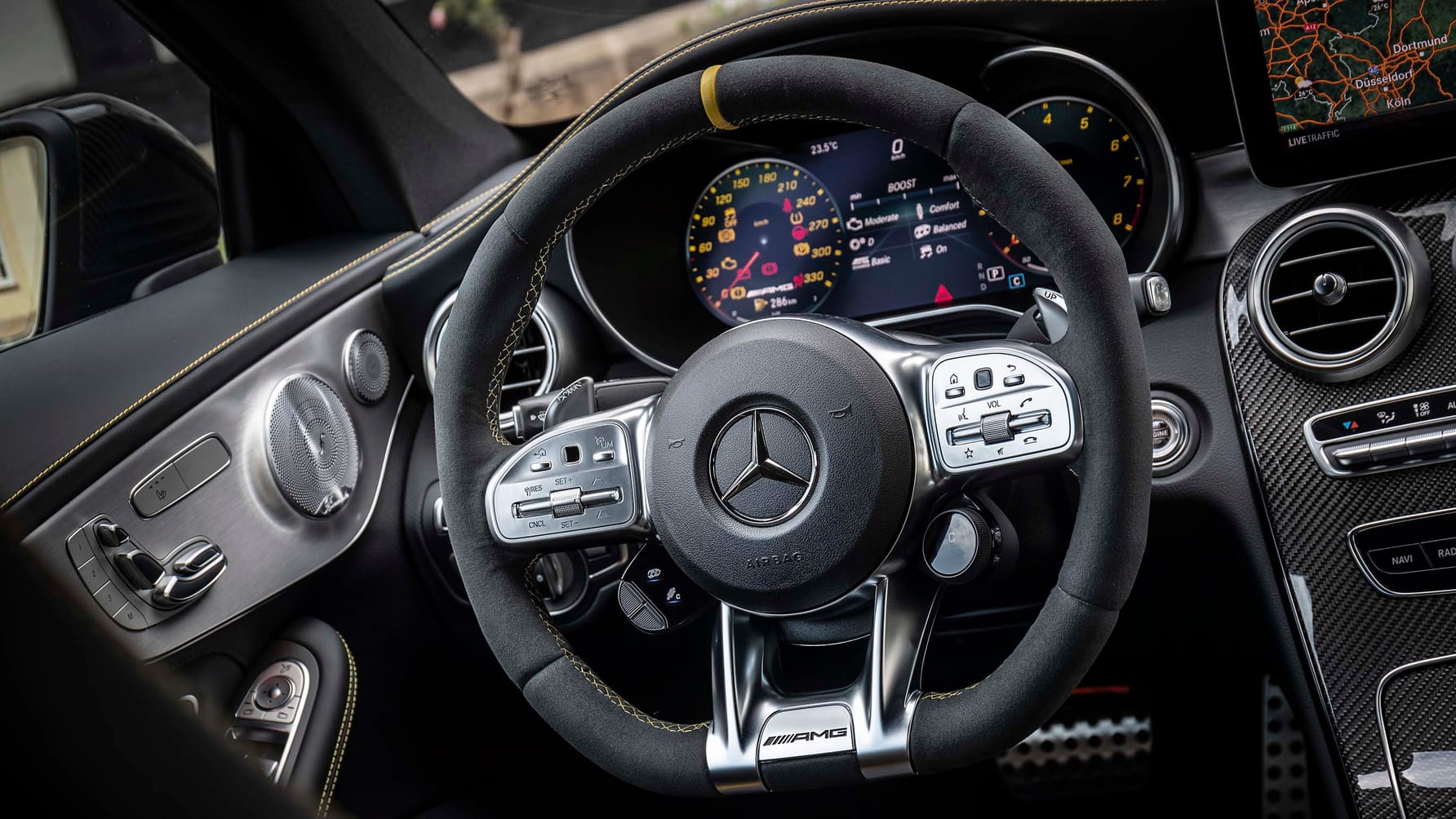 Mercedes-Benz AMG C63 Interior Layout & Technology | Top Gear