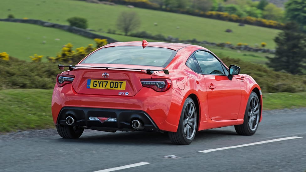 Toyota GT86 Review 2025 | Top Gear