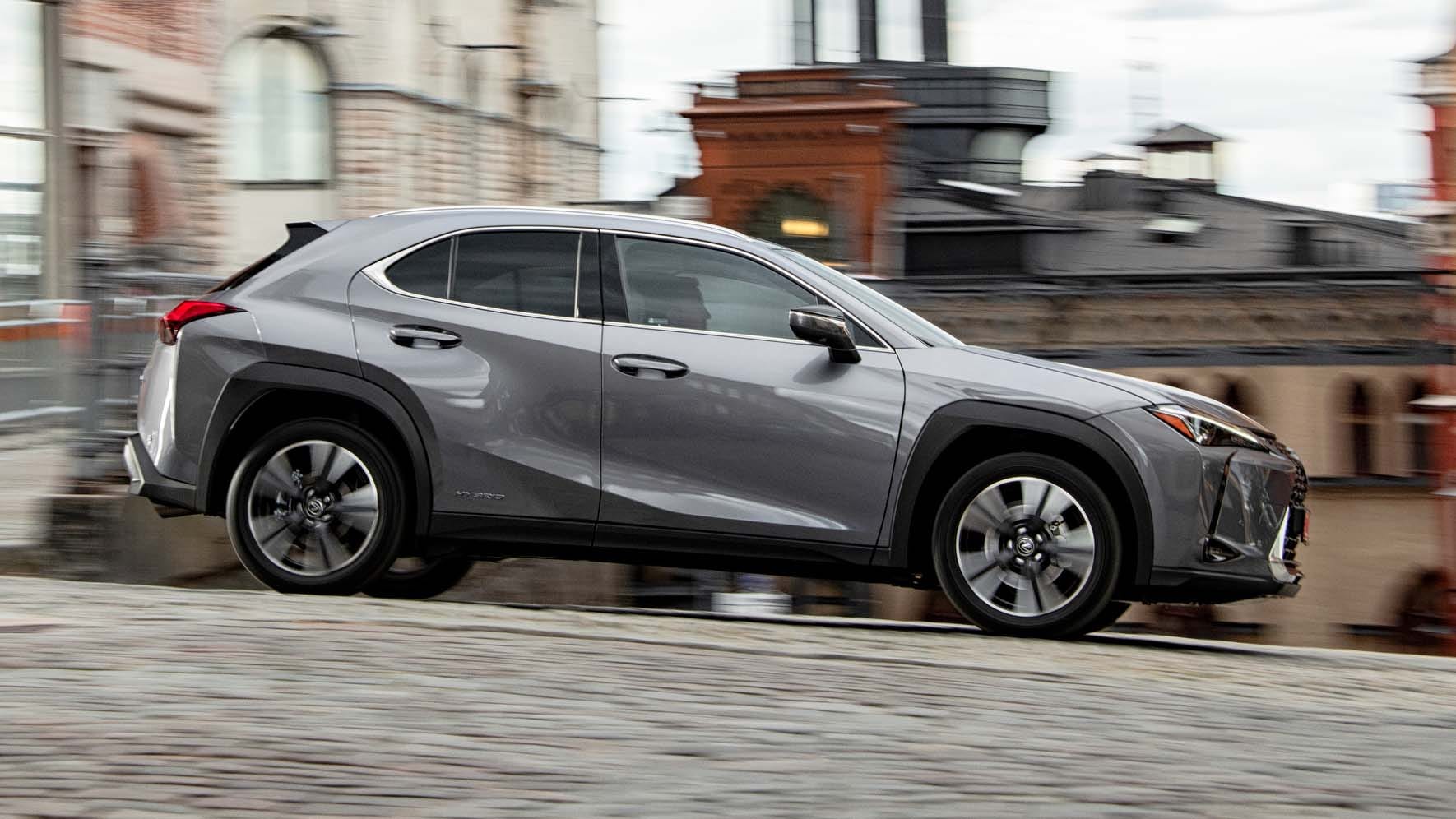 Lexus UX Review 2022 | Top Gear