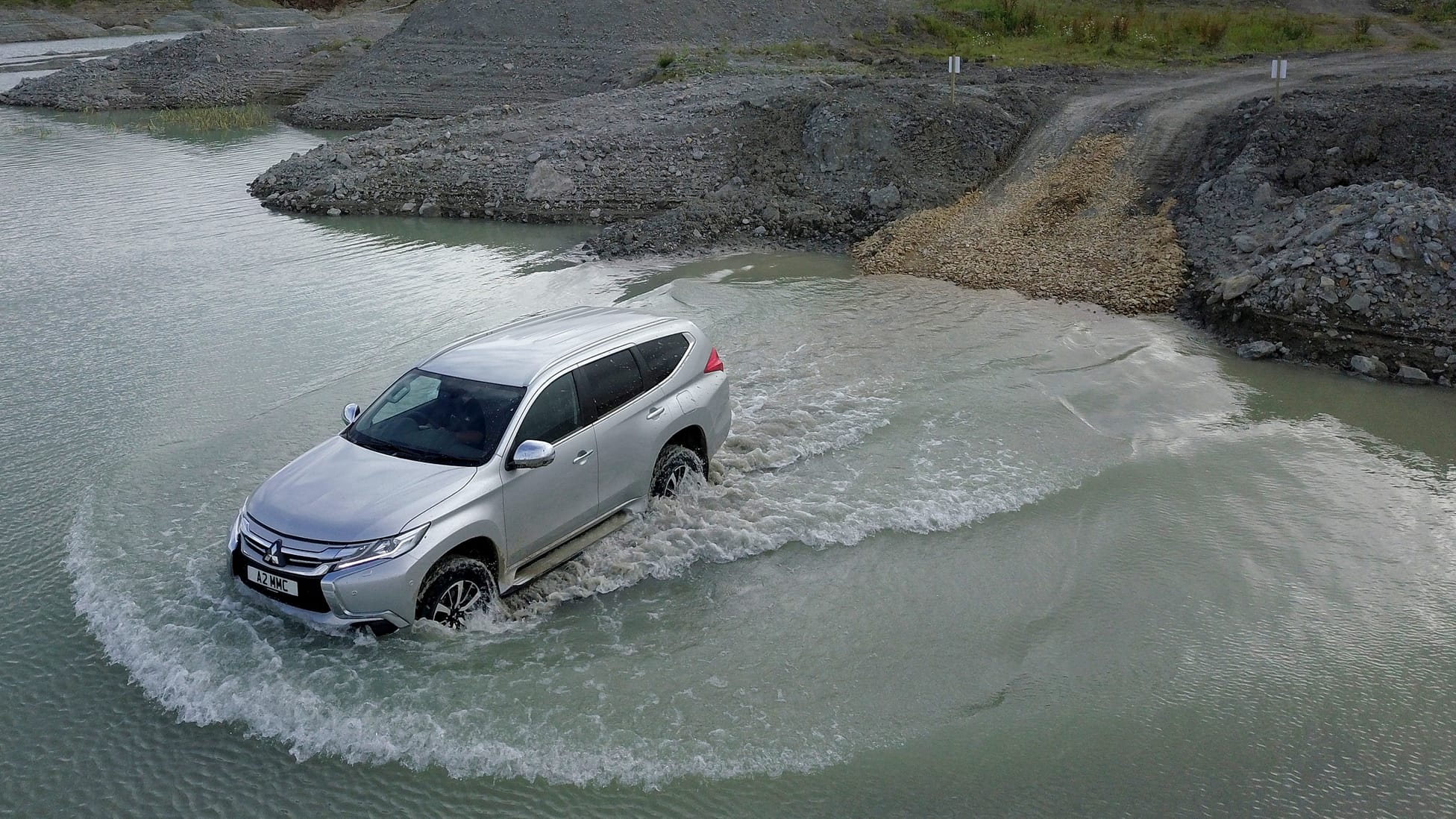 Mitsubishi Shogun Sport Interior Layout & Technology | Top Gear