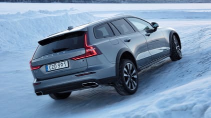 Volvo V60 Cross Country Review 2026 | Top Gear
