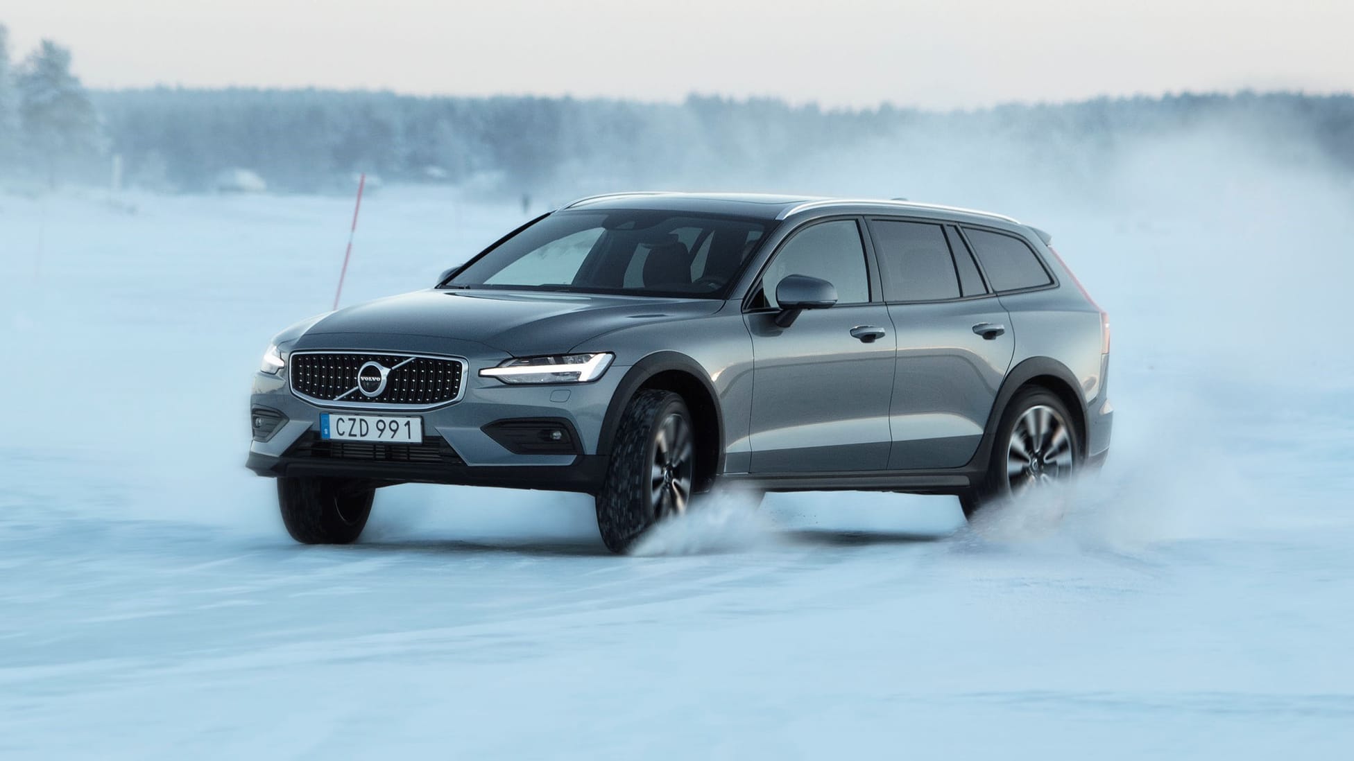 Volvo V60 Cross Country Review 2026 | Top Gear