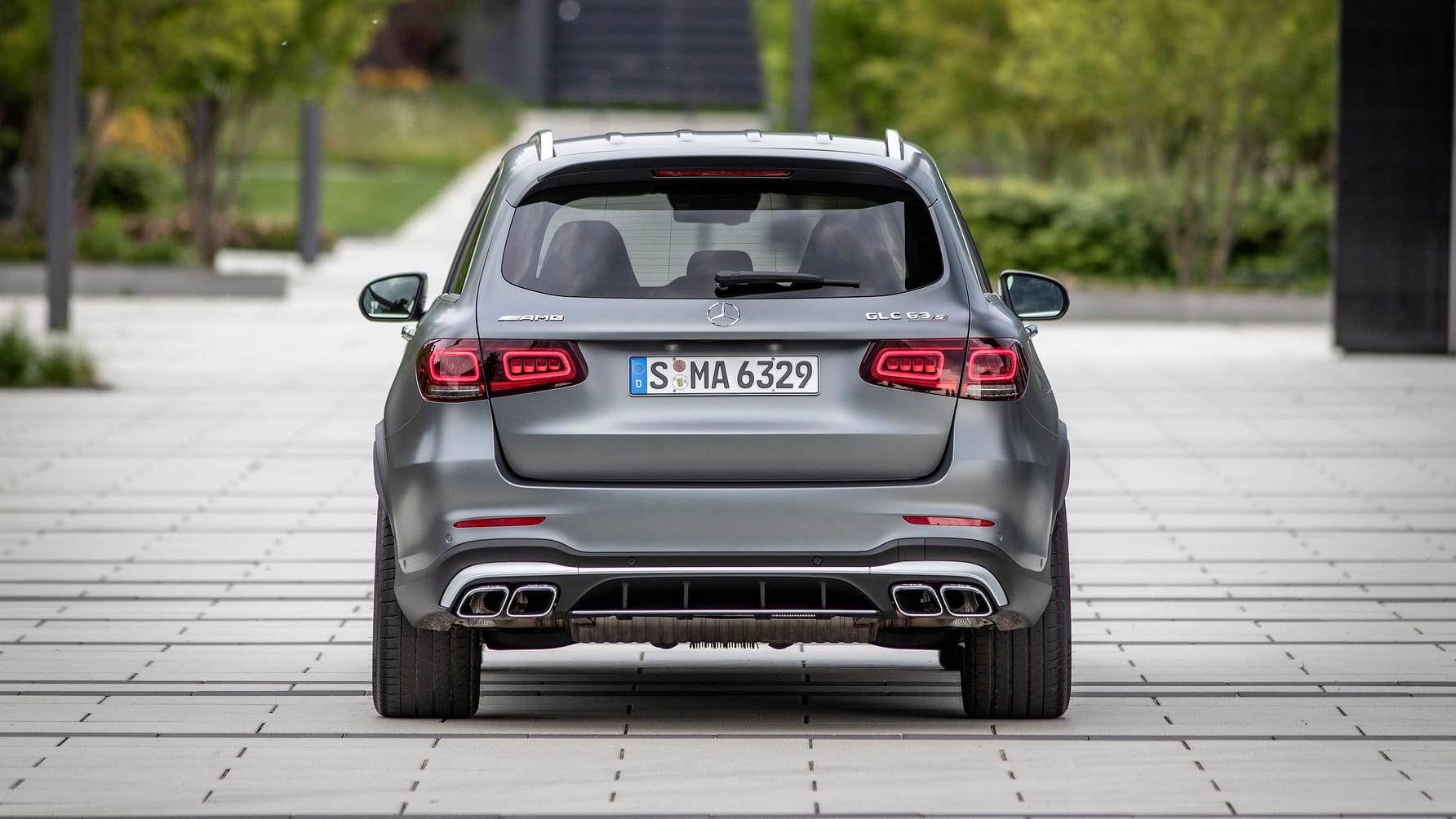 Mercedes-Benz GLC 63 AMG Interior Layout & Technology | Top Gear