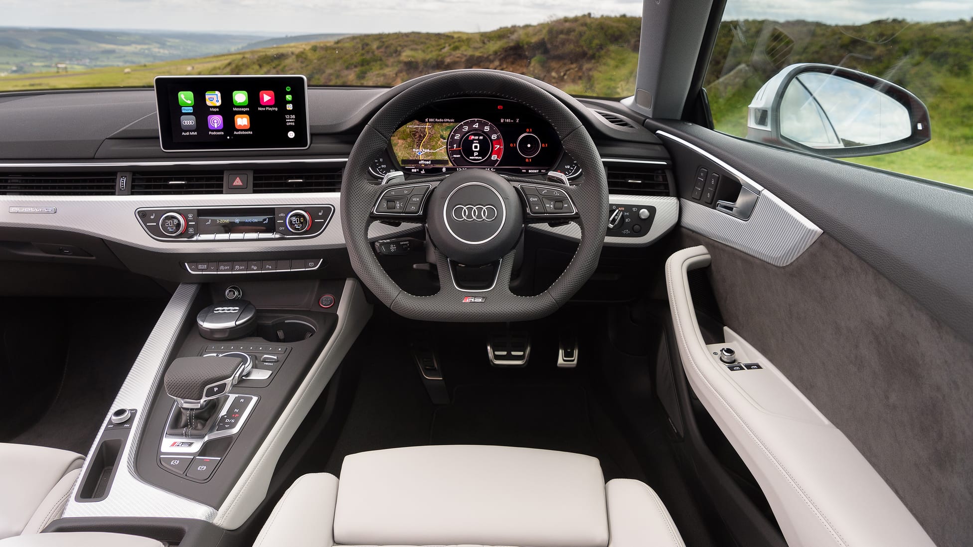 Audi RS5 Interior Layout & Technology | Top Gear