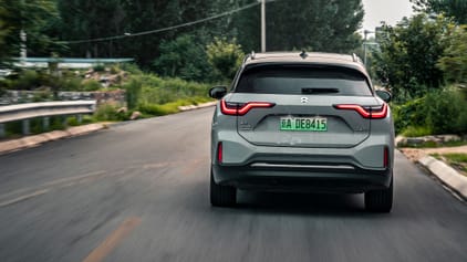 Nio ES6 Review 2025 | Top Gear