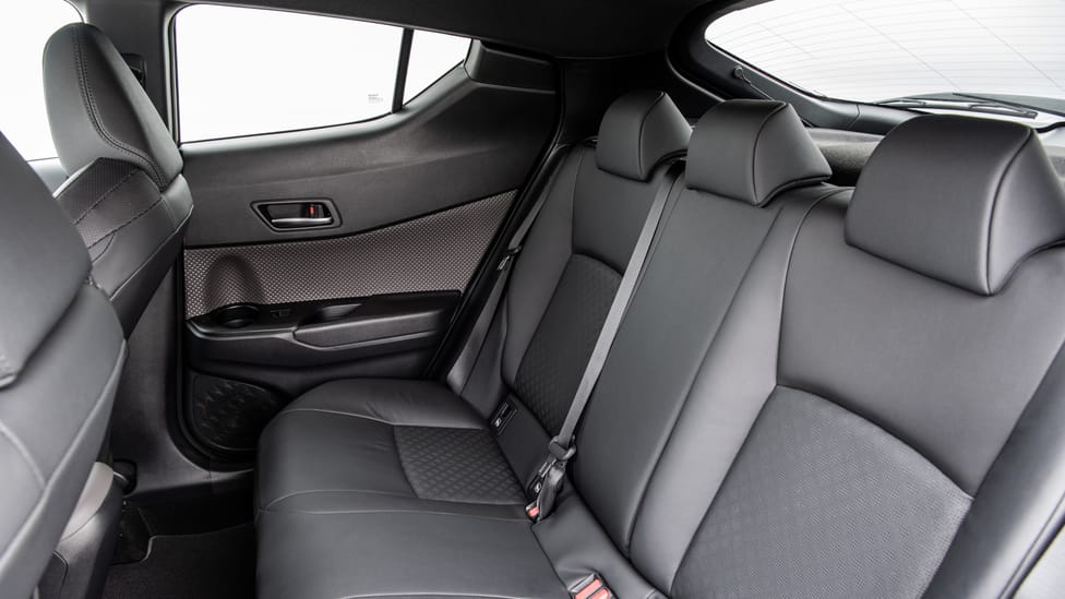 Toyota C-HR Interior Layout & Technology | Top Gear