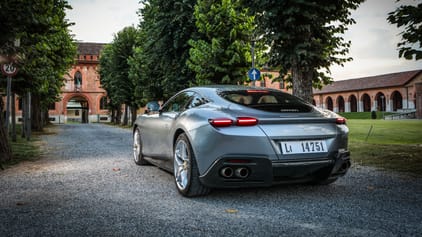 Ferrari Roma Interior Layout & Technology | Top Gear