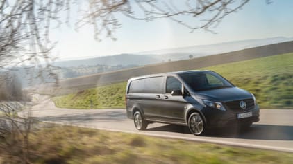 Mercedes-Benz Vito Driving, Engines & Performance | Top Gear