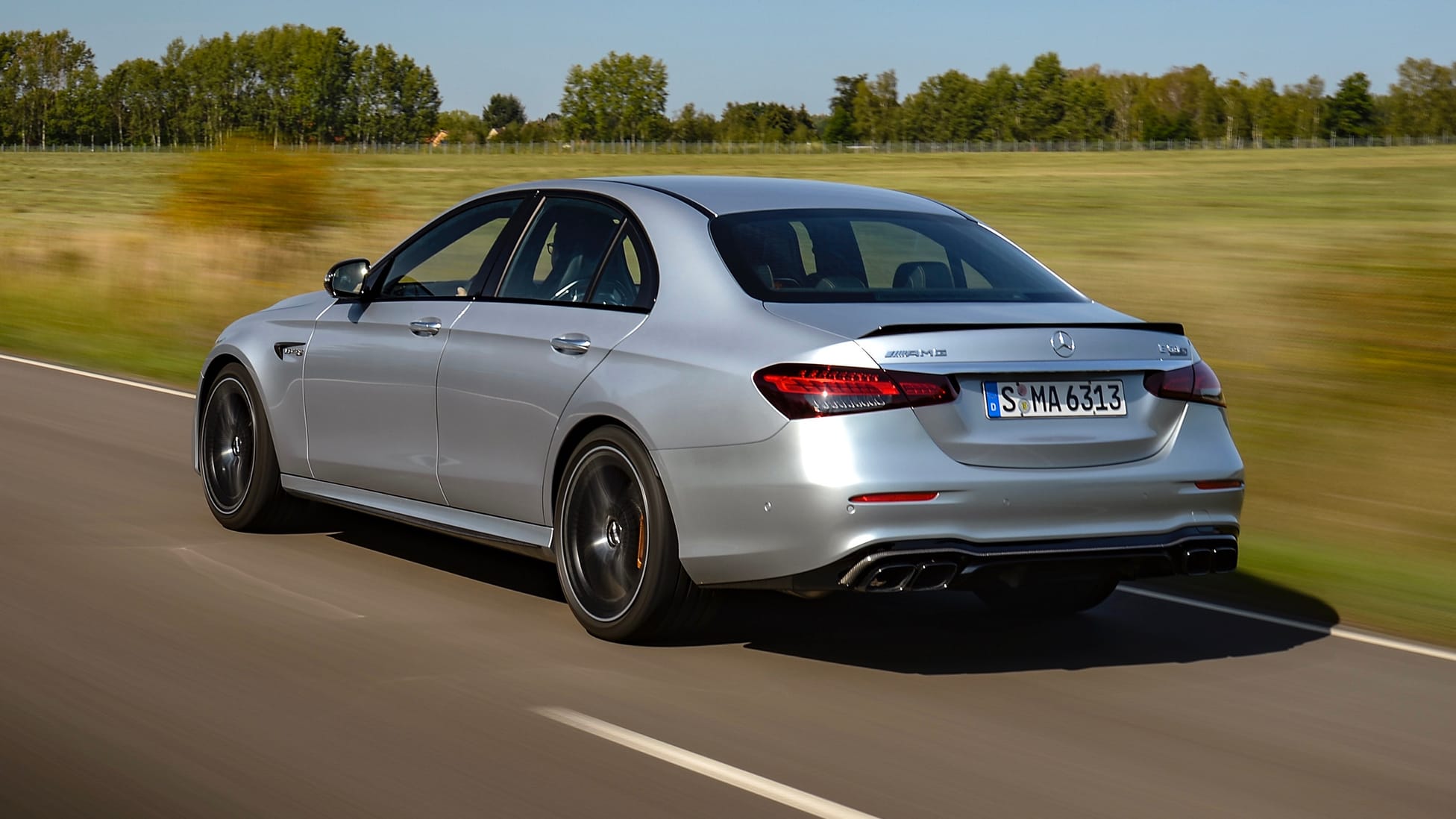Mercedes-Benz E63 S Interior Layout & Technology | Top Gear