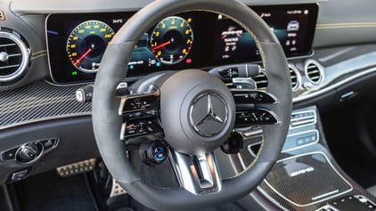 Mercedes-Benz E63 S Interior Layout & Technology | Top Gear