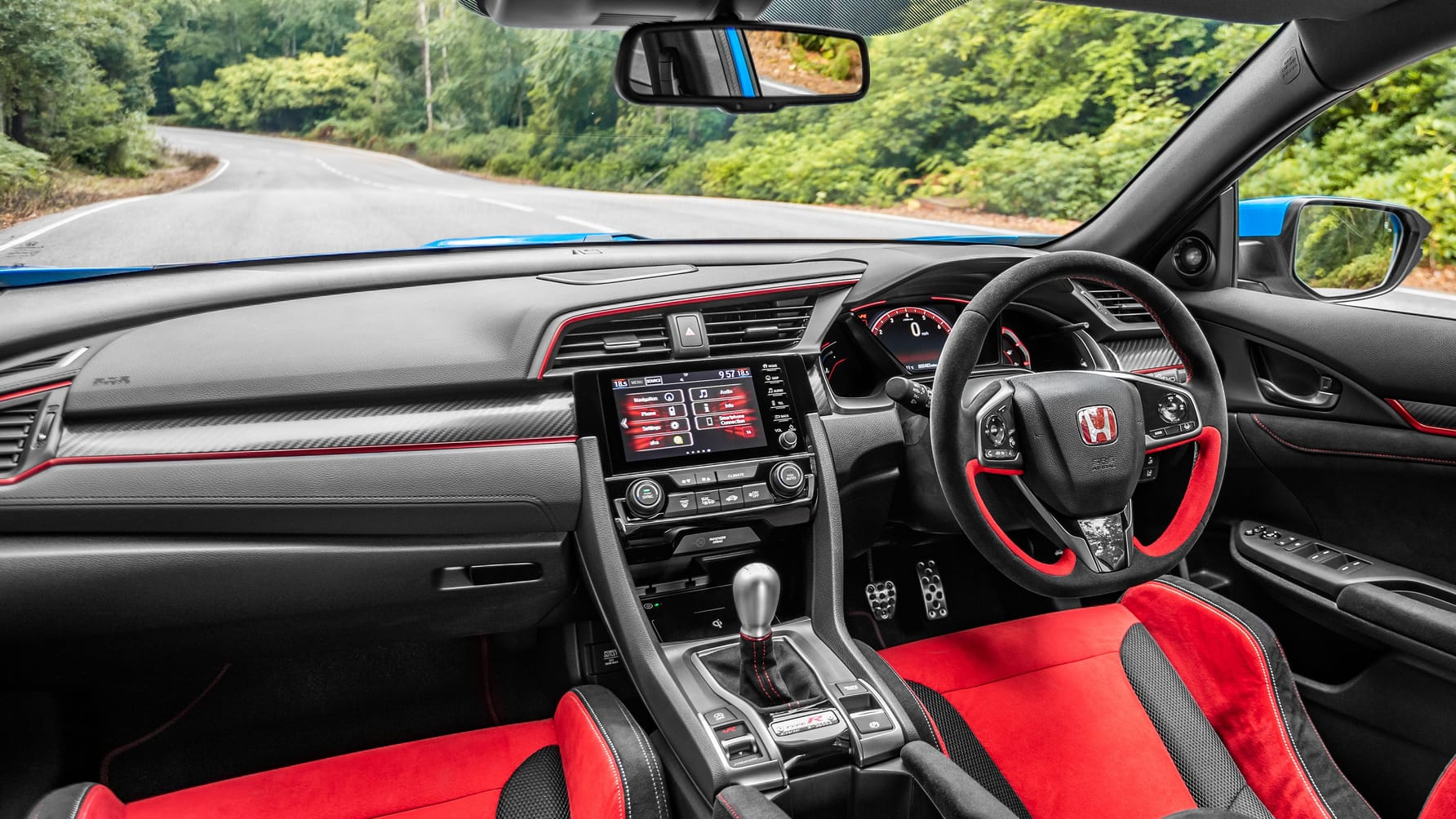 Honda Civic Type R (2017-2021) Interior Layout & Technology | Top Gear