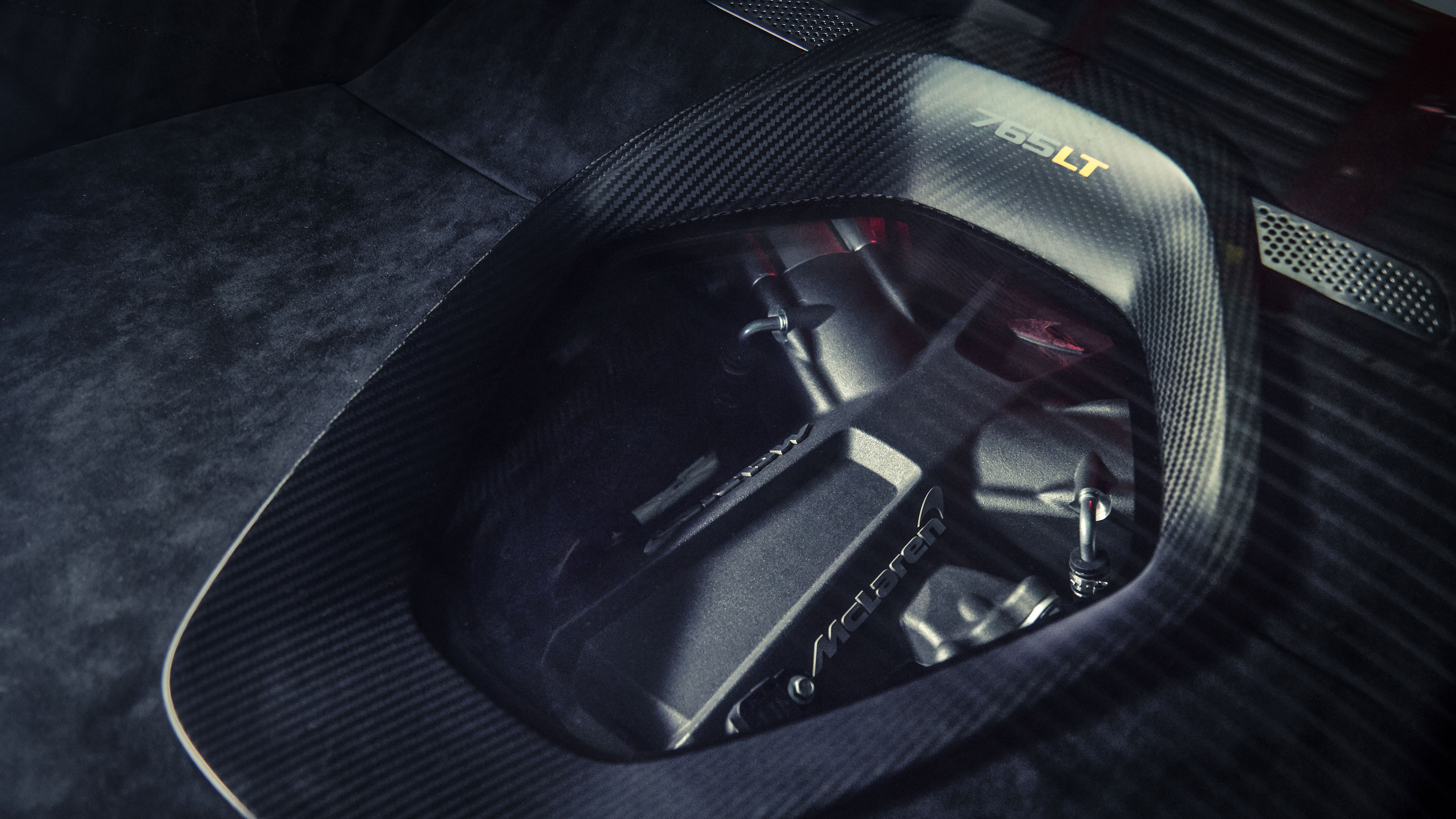 McLaren 765LT Driving, Engines & Performance | Top Gear