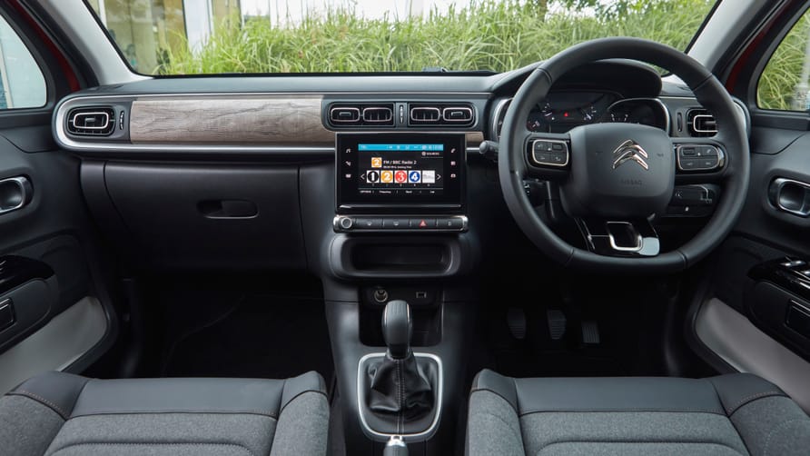 Citroen C3 (2016-2024) Interior Layout & Technology | Top Gear