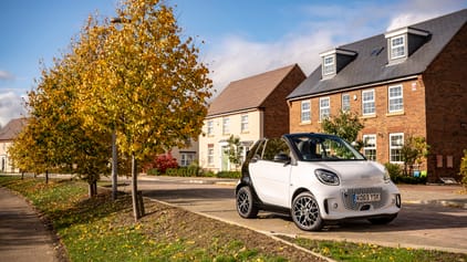 Smart Fortwo Review 2025 | Top Gear