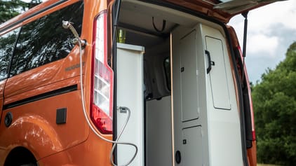 Ford Transit Custom Nugget Interior Layout & Technology | Top Gear
