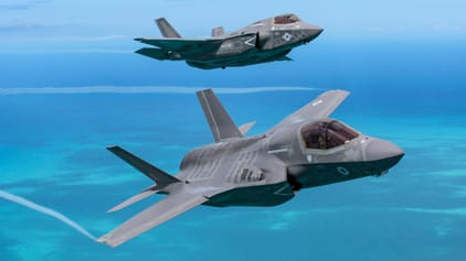 Lockheed Martin F-35 Lightning Interior Layout & Technology | Top Gear