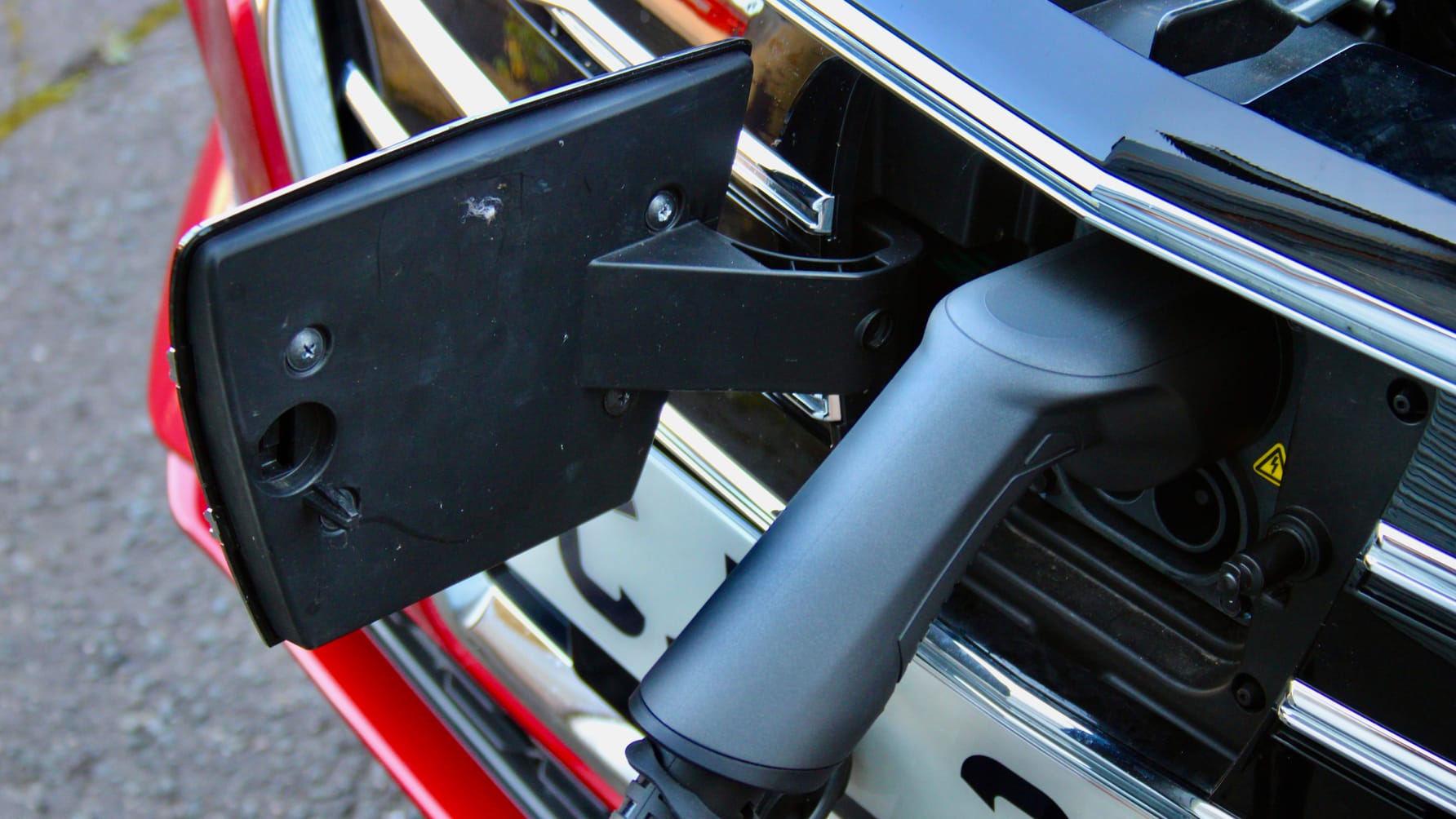 MG Motor UK 5 EV Review 2022 | Top Gear