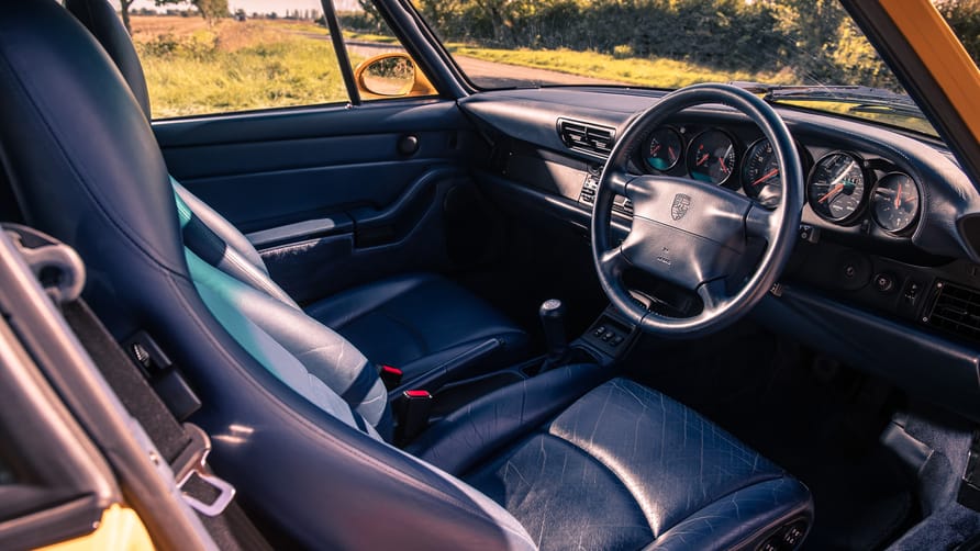 Porsche 993 Turbo Interior Layout & Technology | Top Gear