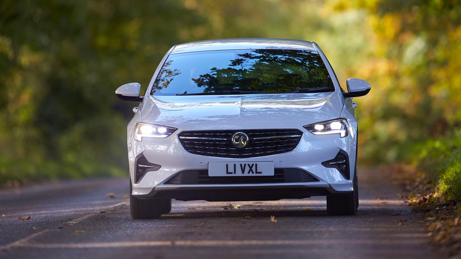 Vauxhall Insignia Interior Layout & Technology | Top Gear