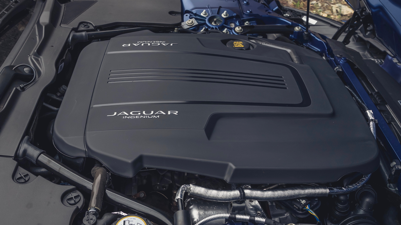 Jaguar F Type Engine