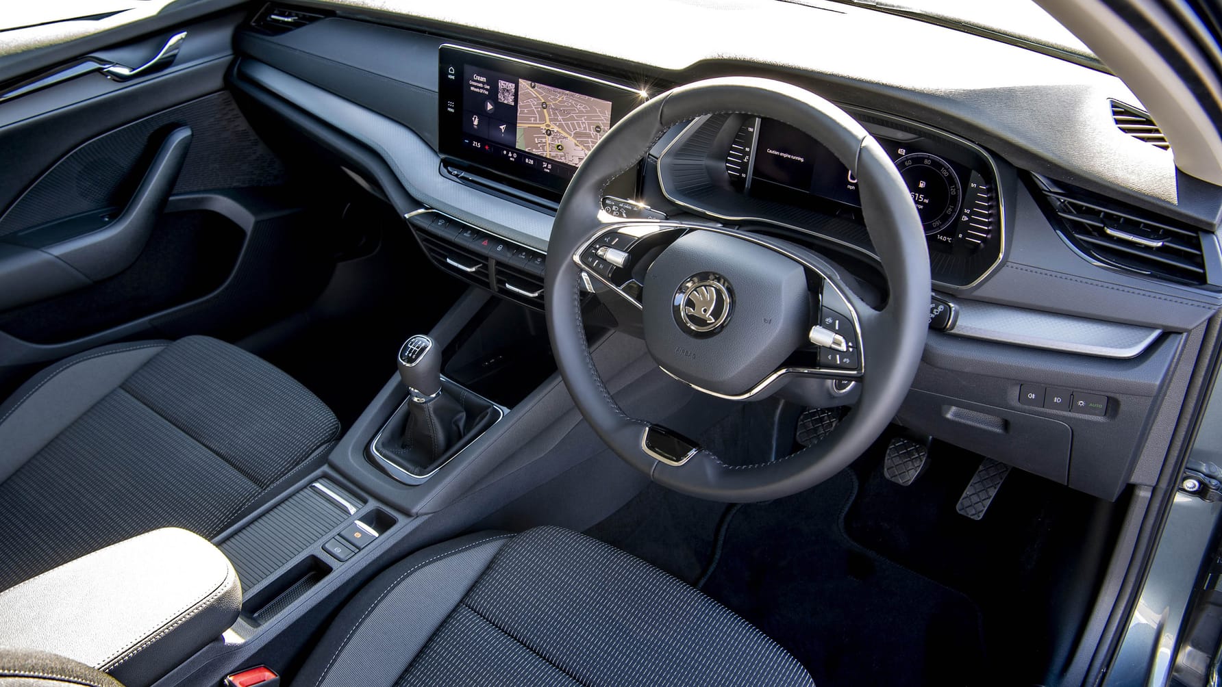 Skoda Octavia Estate Interior Layout & Technology | Top Gear