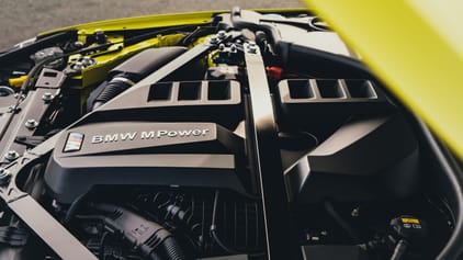 BMW M4 Competition Interior Layout & Technology | Top Gear