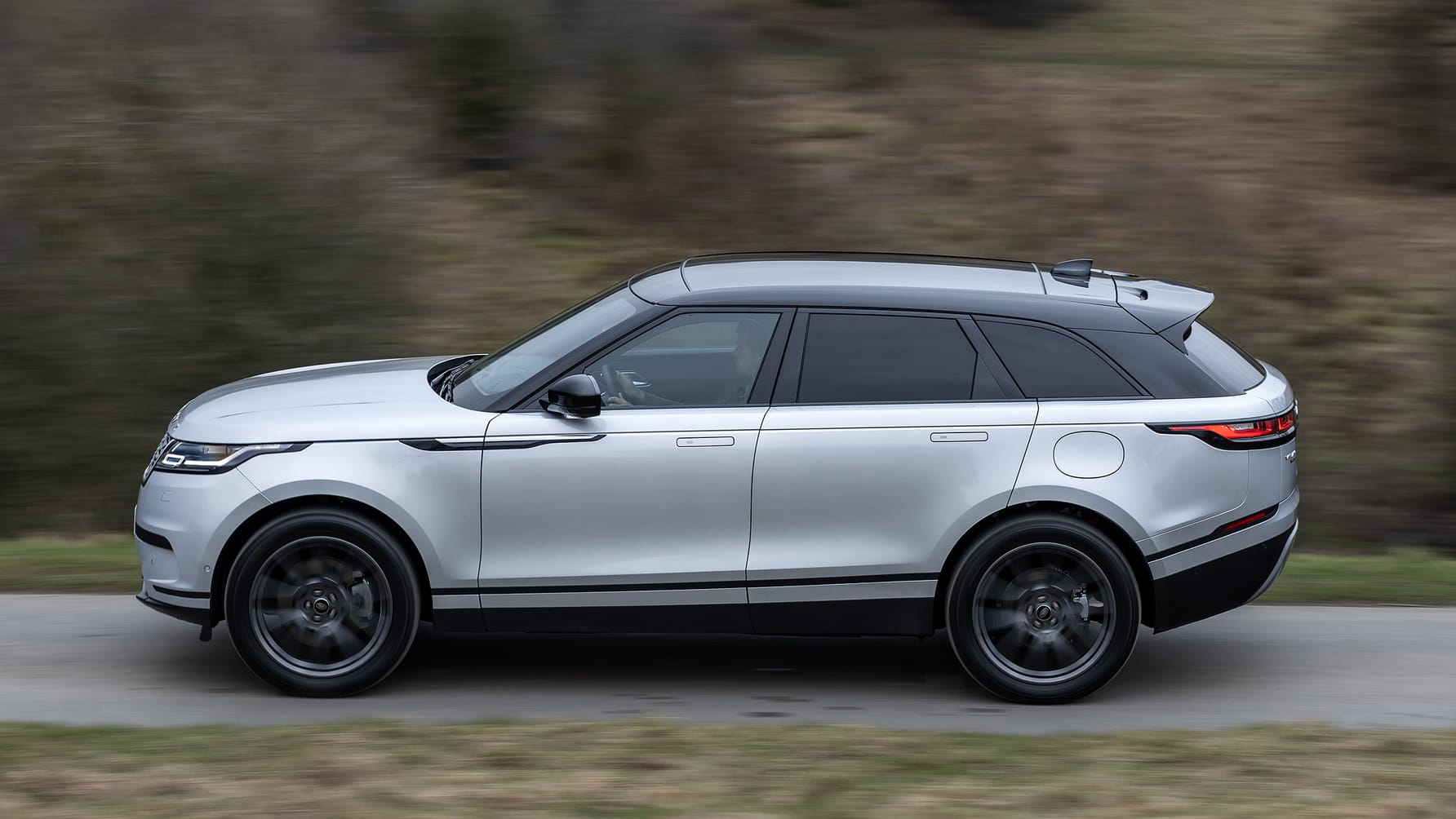 Land Rover Range Rover Velar Interior Layout & Technology | Top Gear