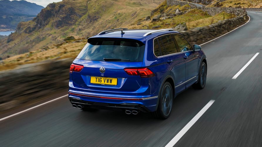 Volkswagen Tiguan R Interior Layout & Technology | Top Gear