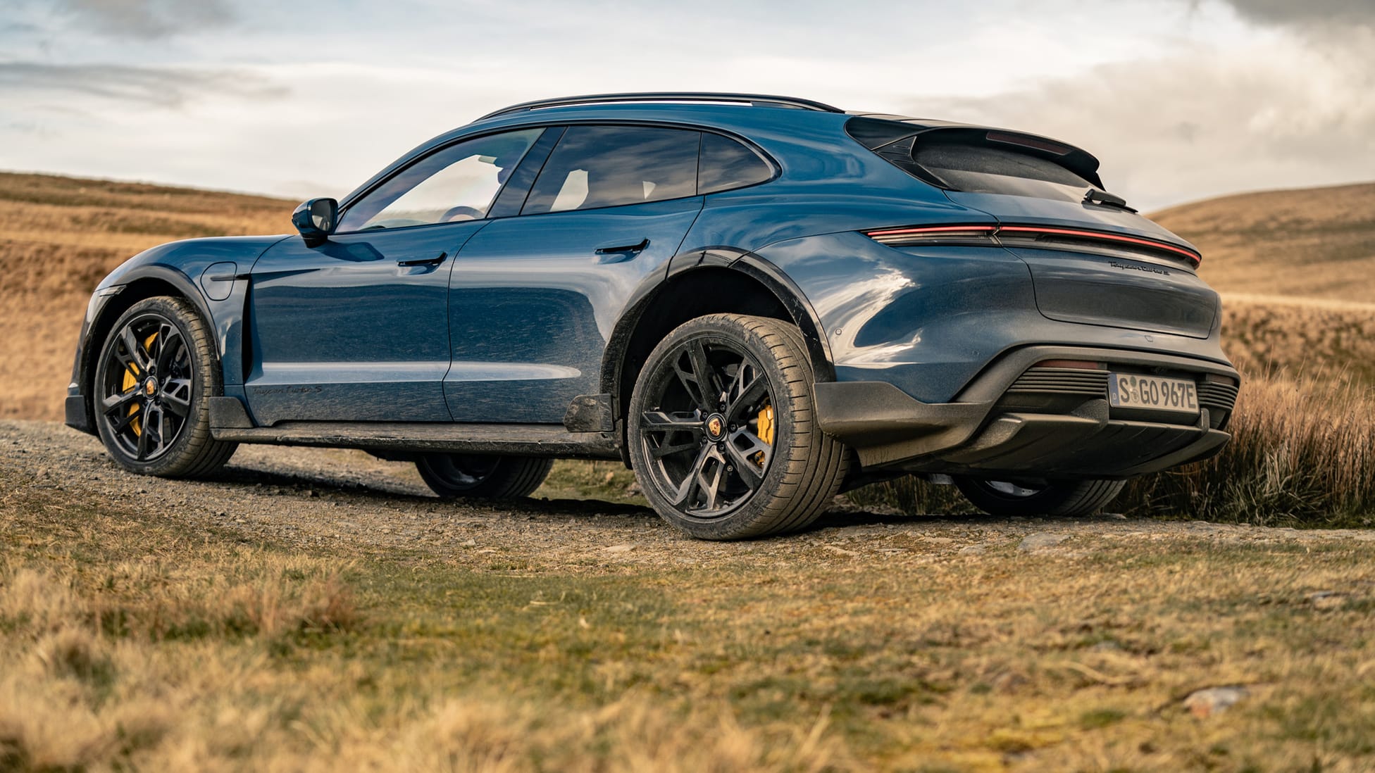 Porsche Taycan Cross Turismo Review 2026 | Top Gear