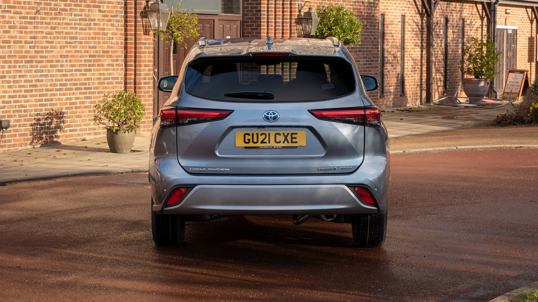 Buy Toyota Highlander Price, PPC or HP | Top Gear