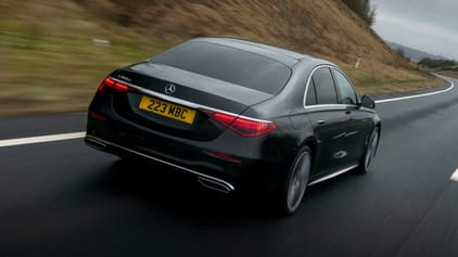 Mercedes-Benz S-Class Interior Layout & Technology | Top Gear